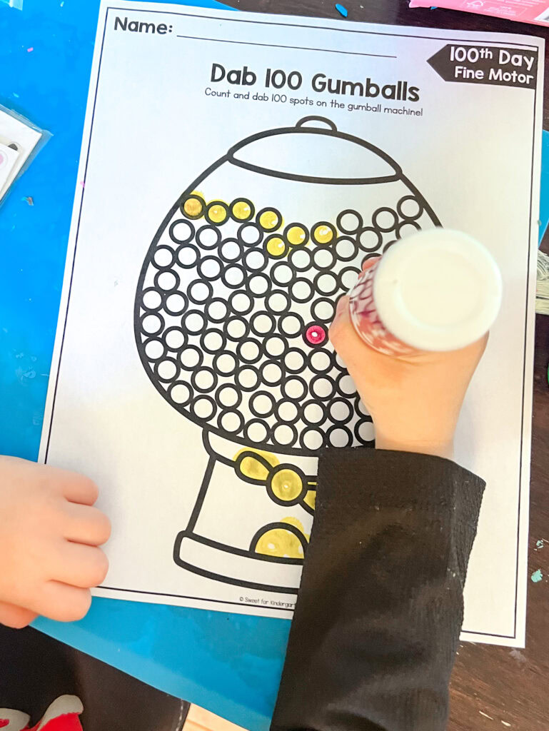 How to Create a Memorable 100th Day of Kindergarten with No Prep ...